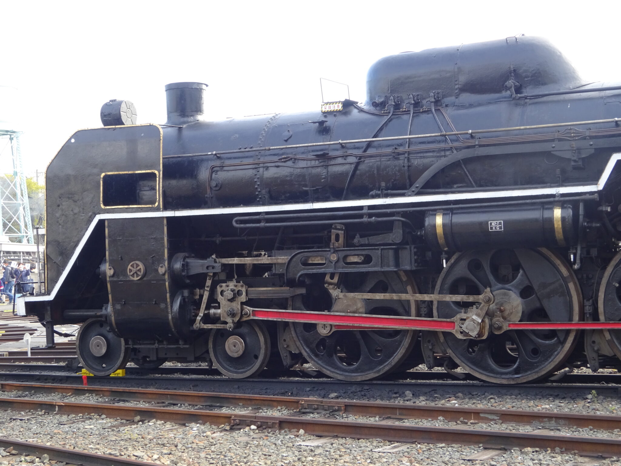 » 安達16番C61-2の改造（22）デフレクタの取り換え等｜鉄道模型製造所